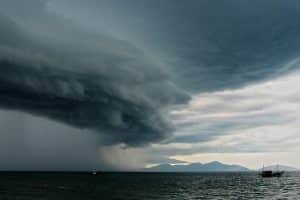 Storm Symbolism (11 Meanings in Literature & Dreams)