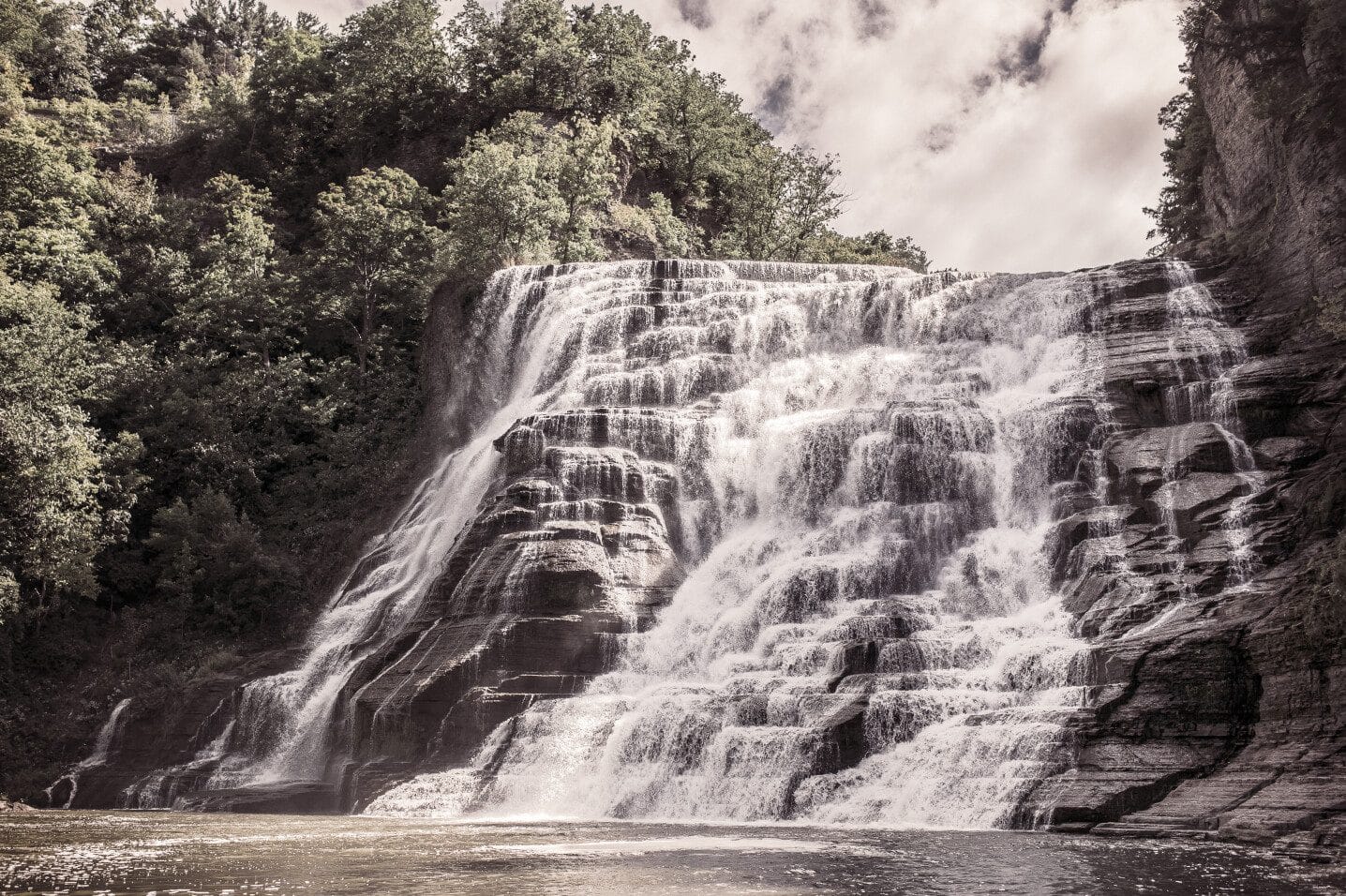 Waterfall Symbolism and Dream Meanings (Calmness and Purity)