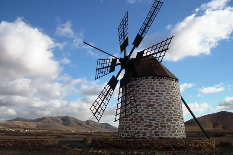 Wind Symbolism (7 Meanings in Religion)