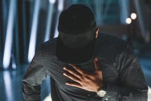 15 Best Loneliness Metaphors, Similes and Analogies (2022)