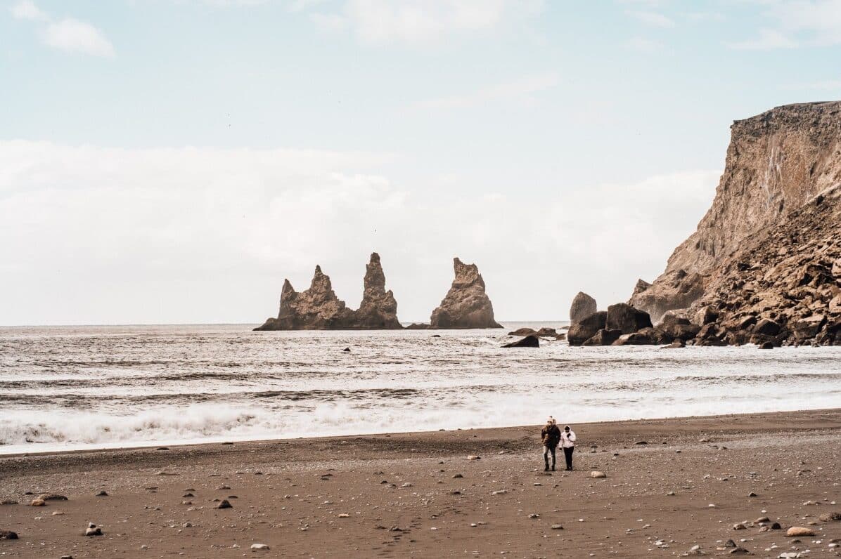 17 Beach Metaphors and Similes that Pop! (2022)