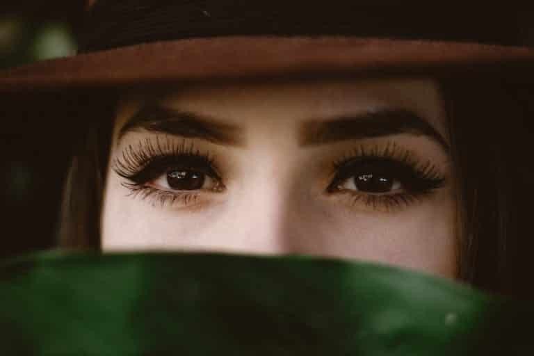 12 Metaphors for Eyes - How to Describe Eyes (2022)