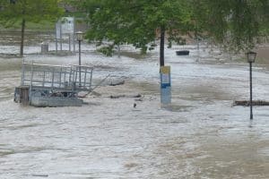 Flood Symbolism (10 Meanings in Mythology and Dreams)