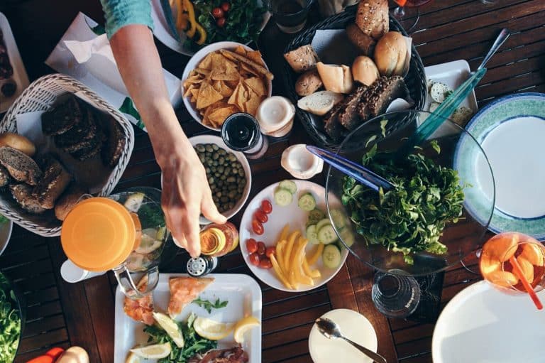 37 Great Food and Cooking Metaphors, Similes & Idioms (2023)