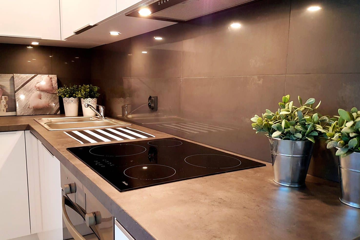 17 Best Metaphors for Home (A to Z List)