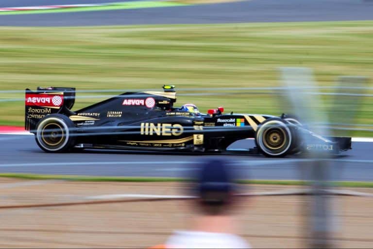 17 Fast & Speed Metaphors, Idioms and Similes (2022)