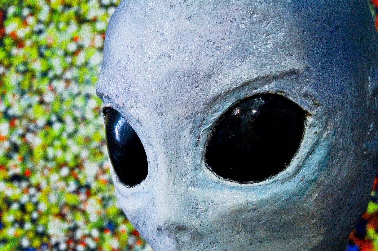 Dreaming about an Alien Invasion: 4 Spiritual Meanings